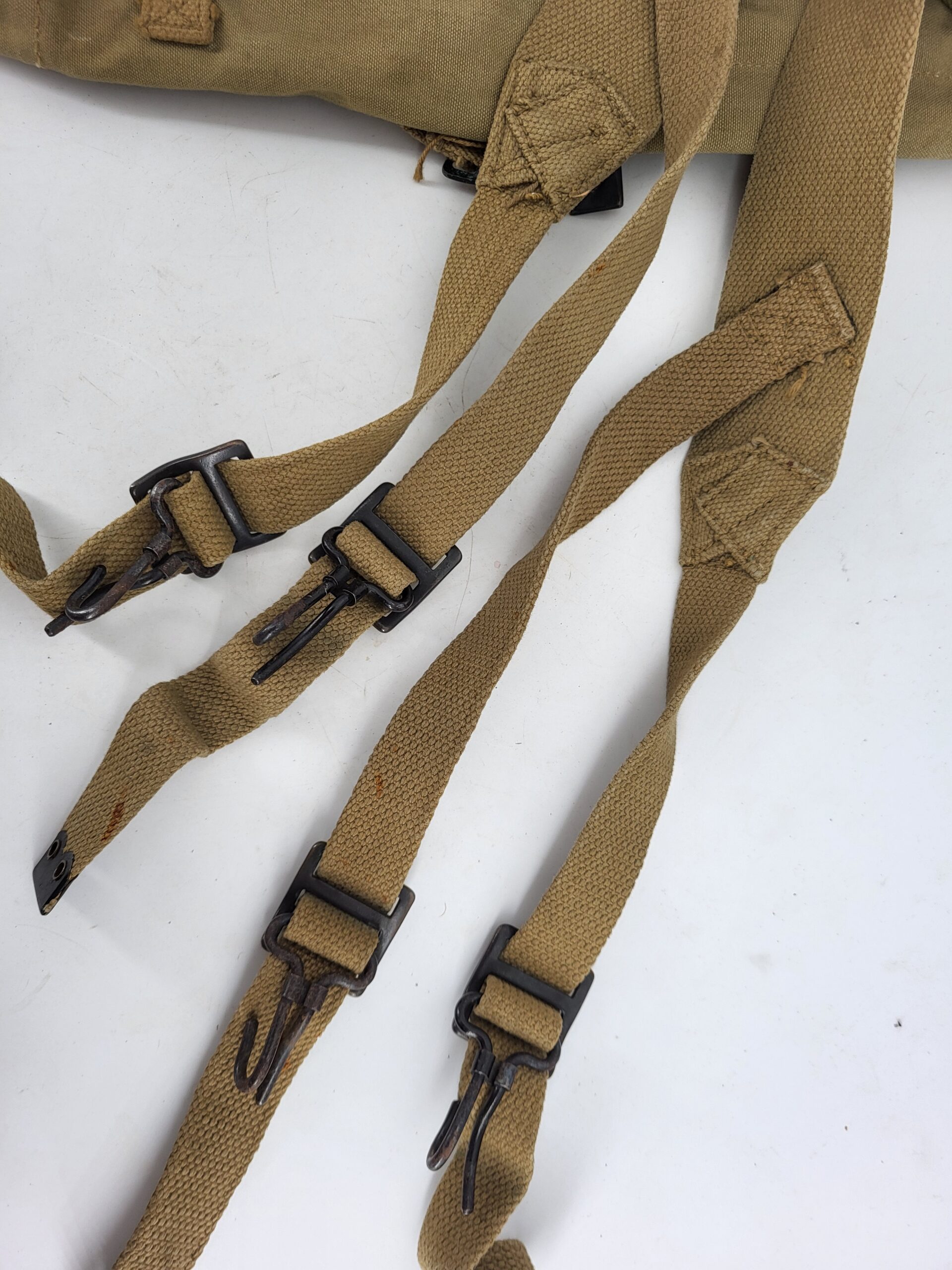 Sac US M28 complet- british Made 1944 - Militaria du bocage