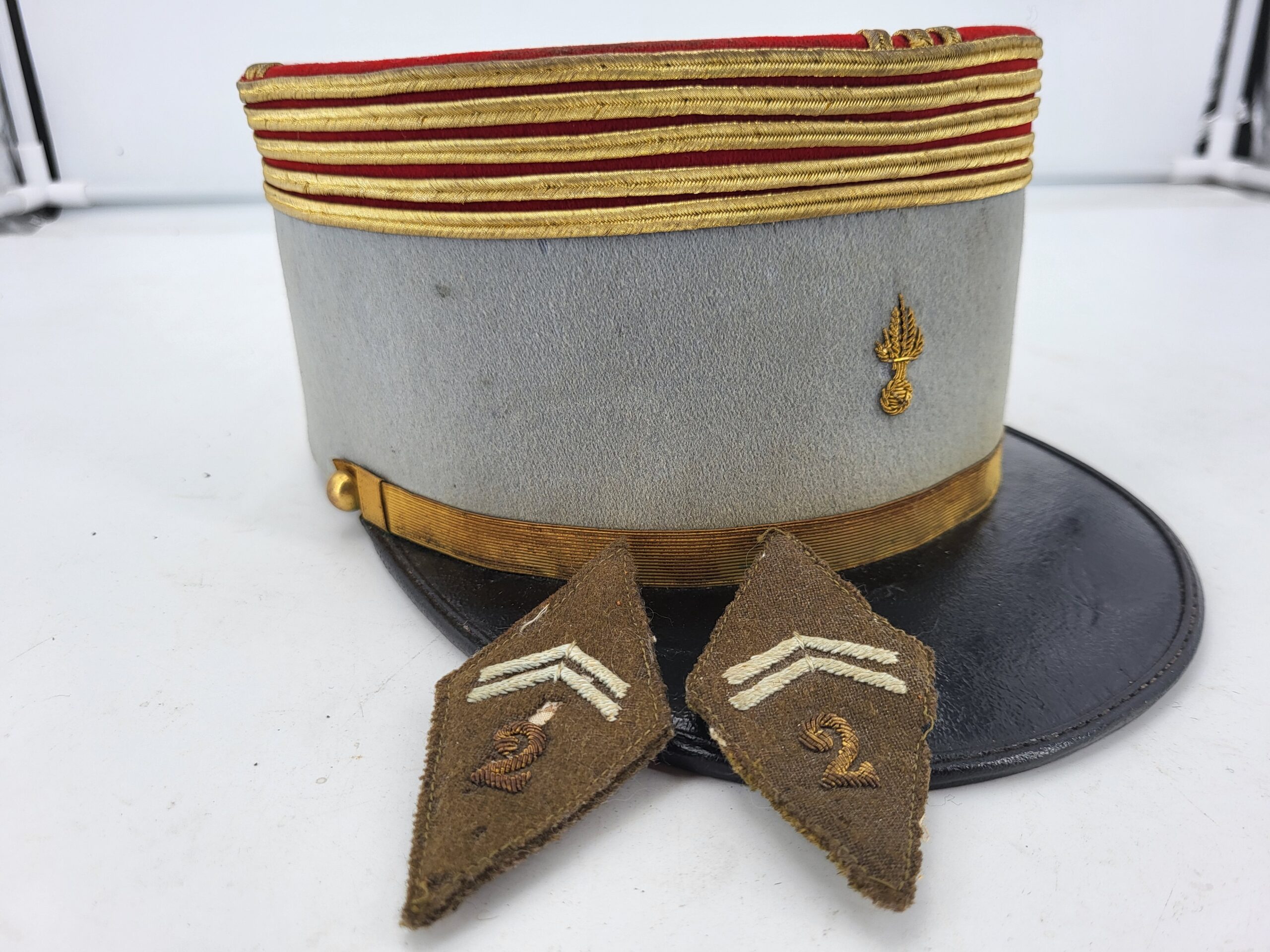 Ensemble Képi Colonel +coins de col 2eme RTA - Militaria du bocage