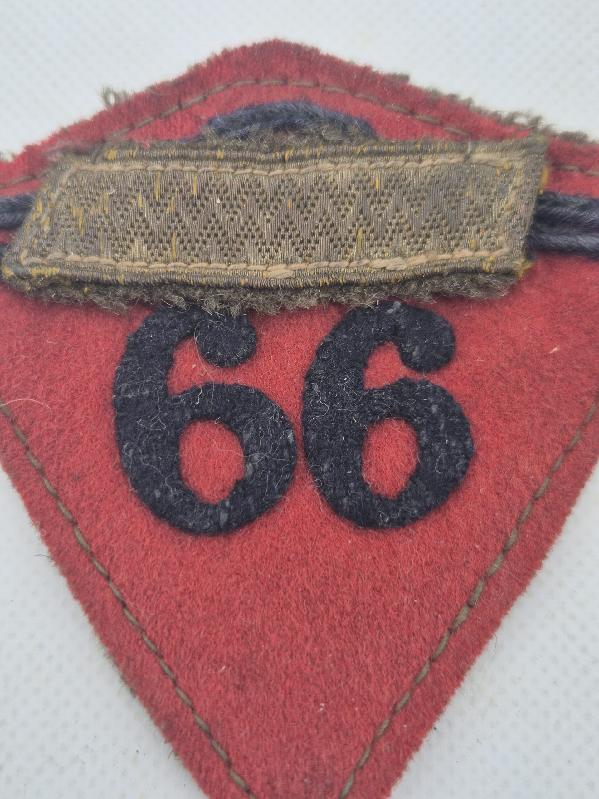 Coin de col et Insigne 66eme RAA 1940 - Militaria du bocage