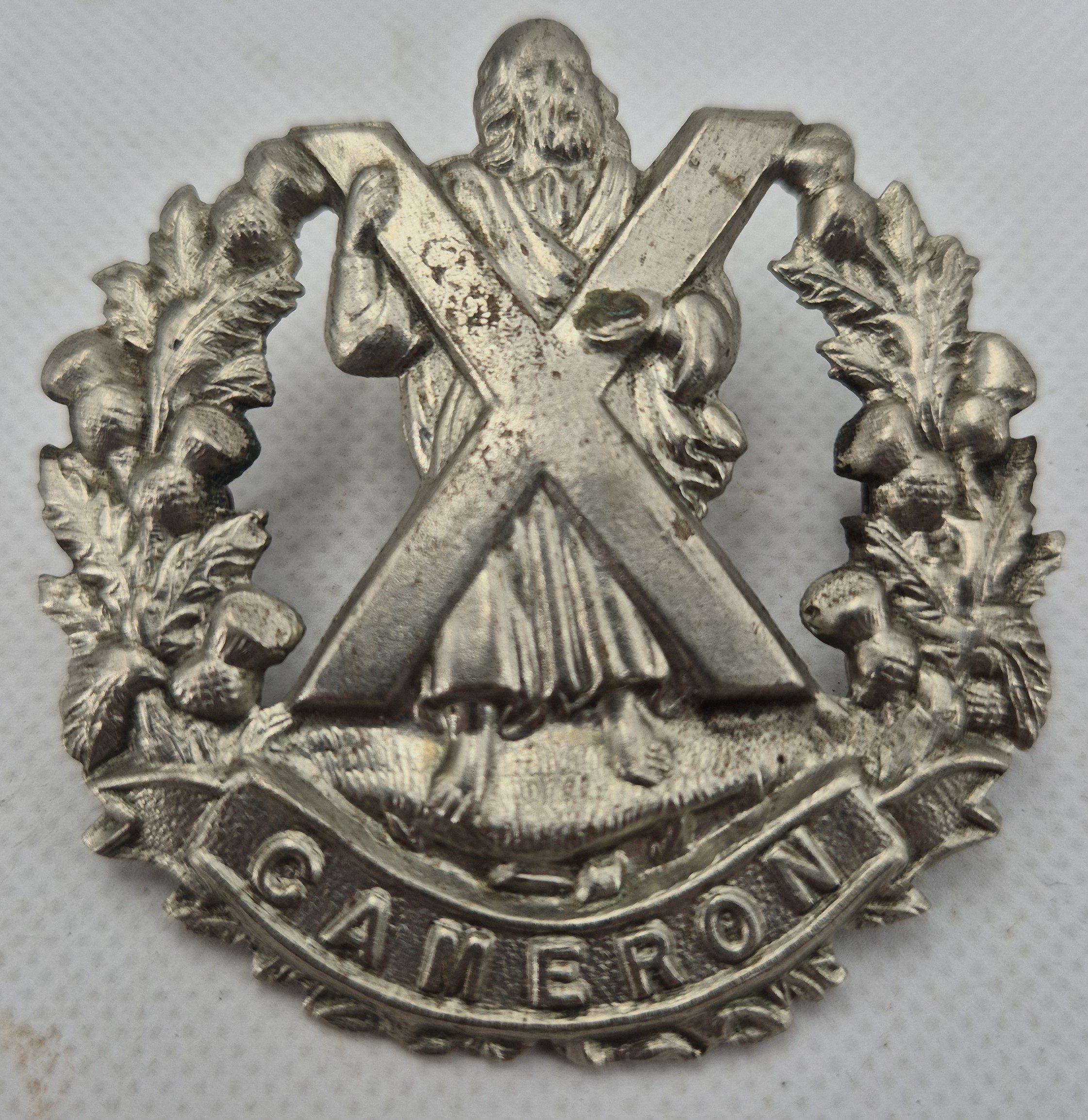 Cap Badge CAMERON HIGHLANDERS - Militaria du bocage