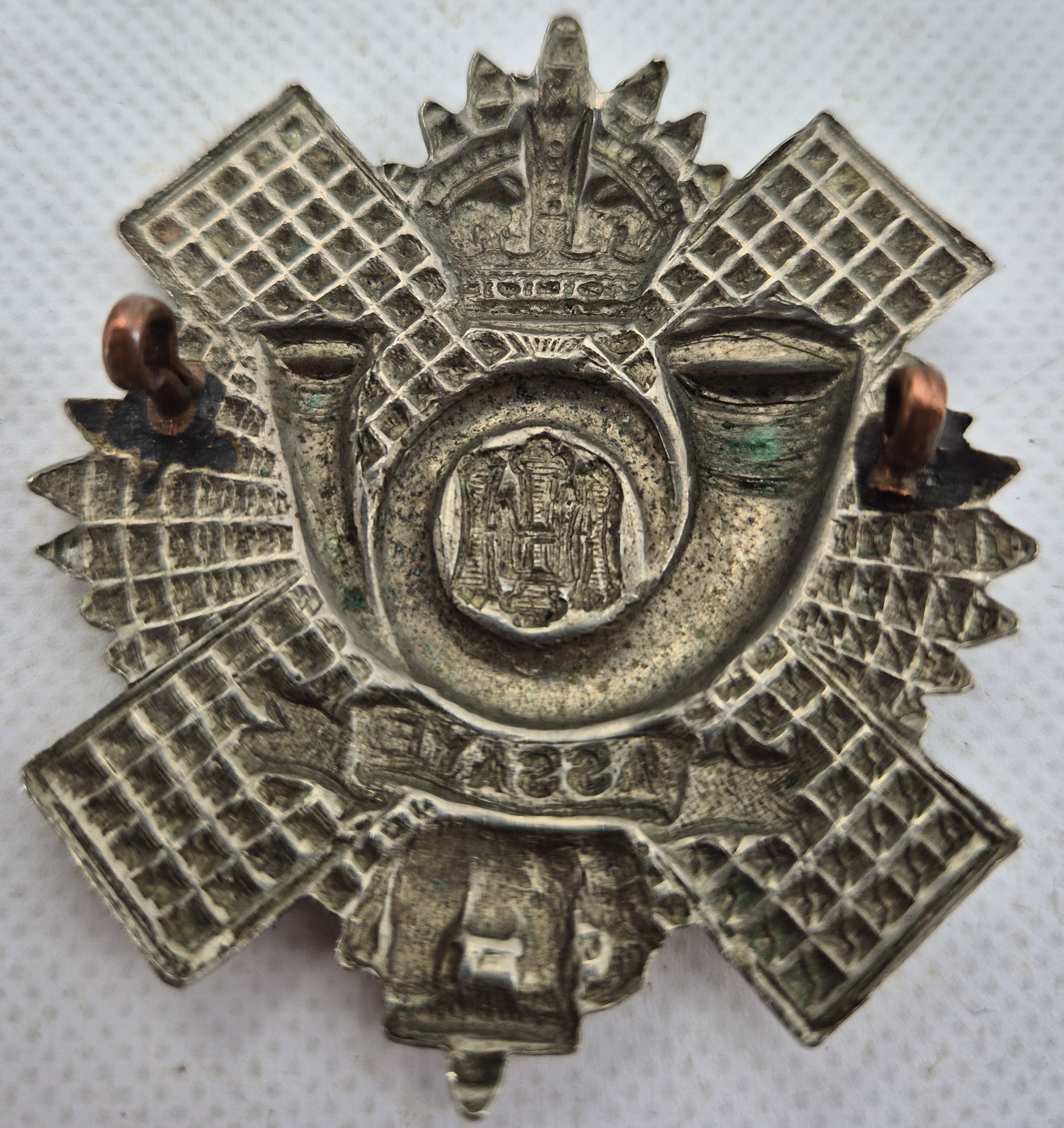 Cap Badge Highland Light infantry - Militaria du bocage